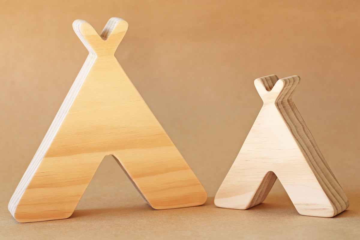 Wooden Teepee's - DIY - The Hidden Treehouse